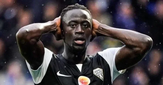 L'attaquant Ibrahima Niane Suspendu 2 Ans, Pour Dopage - Senegaalnet